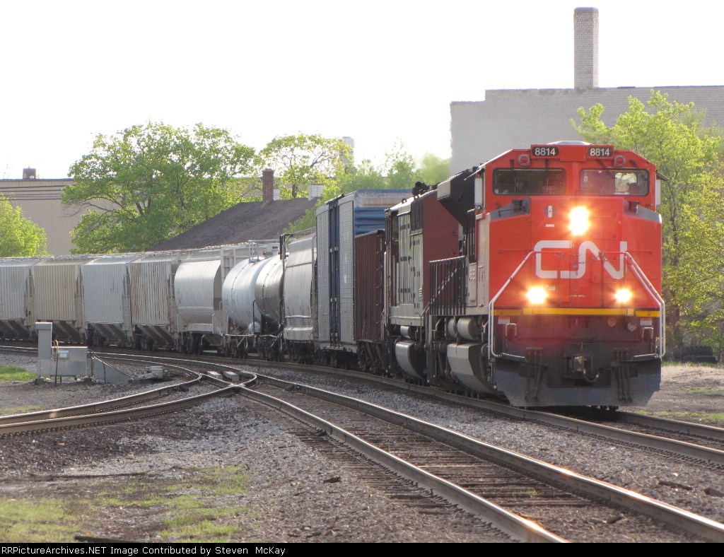 CN 8814
